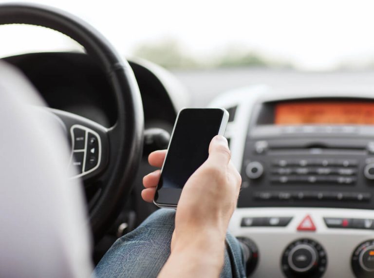 26 Best Driving Apps to Make Money With Your Car in 2026